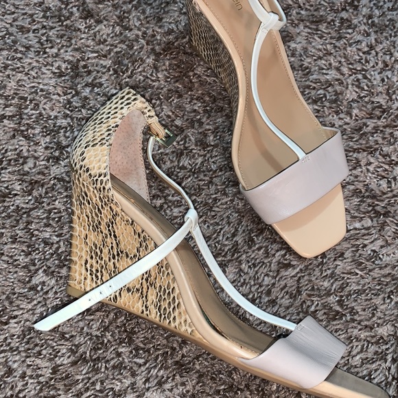 Calvin Klein | Shoes | Calvin Klein Snake Print Tan Wedge Tstrap ...